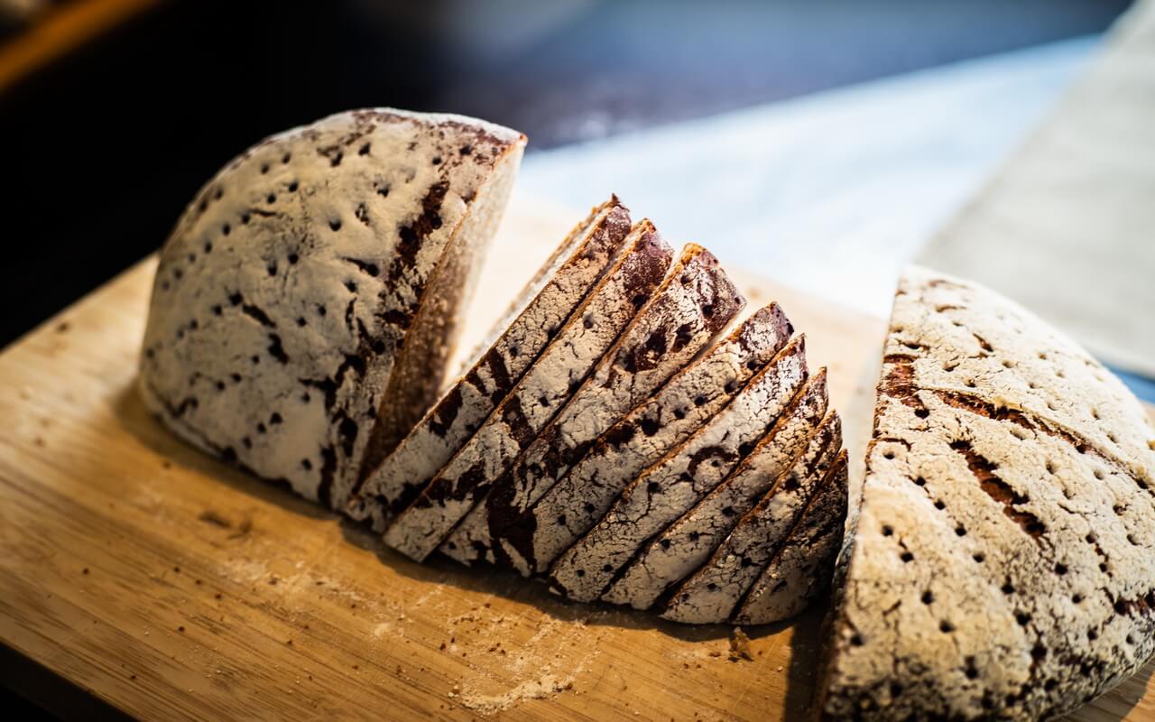 Mild Brown Bread - Nußdorfer Landbrot After Lutz Geißler | Delight Baking