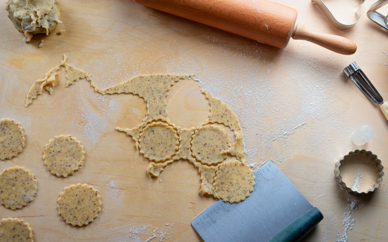 The Bench Knife: A Game-Changer for Every Baker