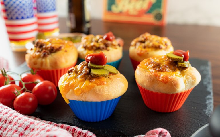 Mini Cheeseburger Muffins | Delight Baking